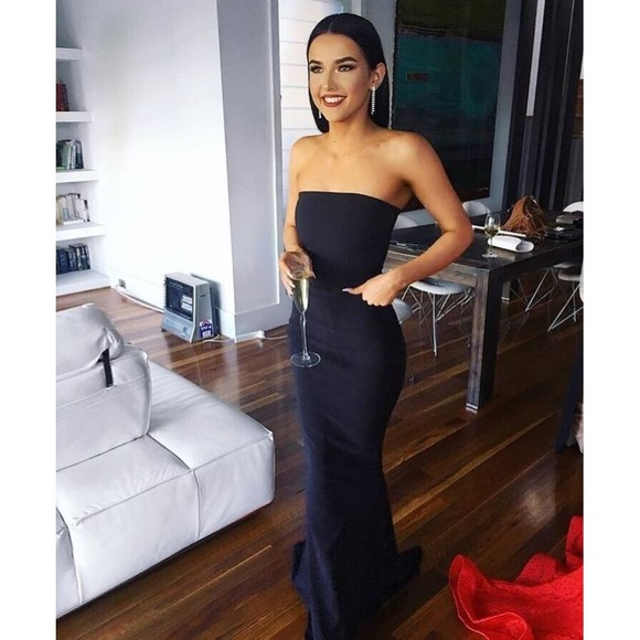 Nookie | Dresses | Nookie Angelina Strapless Mermaid Gown In Black Size Xs Worn By Ella Dunlop ...
